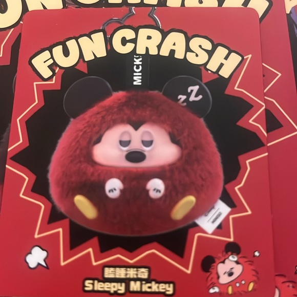 Disney | Toys | Disney Minio Fun Crash Sleepy Mickey Plush Keychain New ...